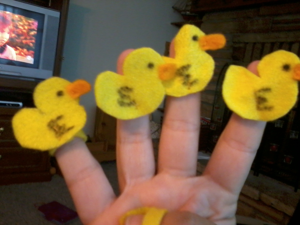 A Day in the Life....: Five Little Ducks