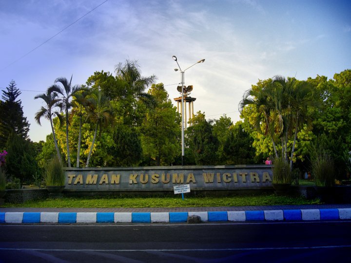 Taman Kusuma Wicitra | Komunitas Koprol Tulungagung