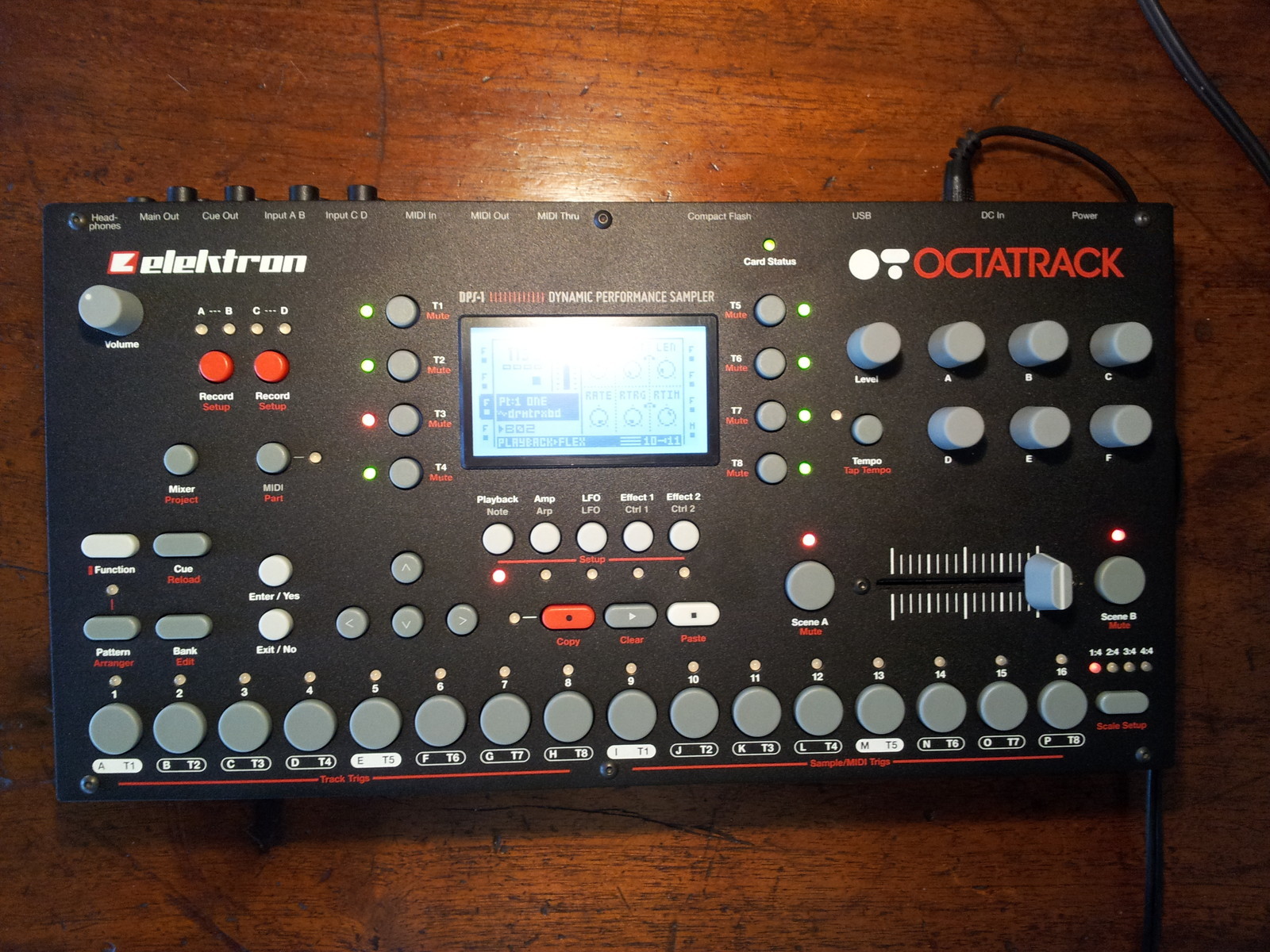 MATRIXSYNTH: ELEKTRON OCTATRACK with Original Box