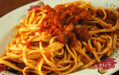 Tallarines Rojos Peruanos - Recetas Gratis