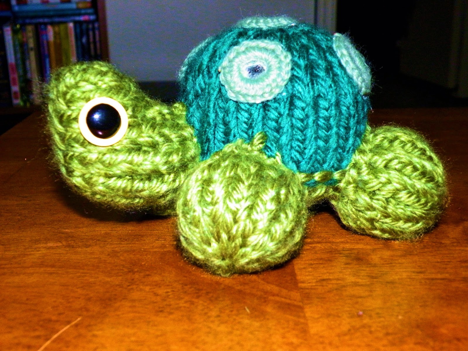 The Loom Muse : How to Loom Knit a Turtle and Ladybug
