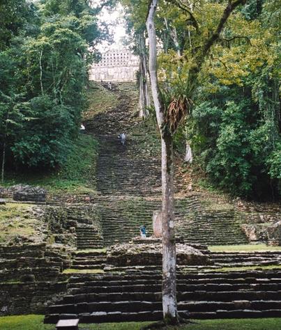 The Plumed Conch: Yaxchilan as Zarahemla