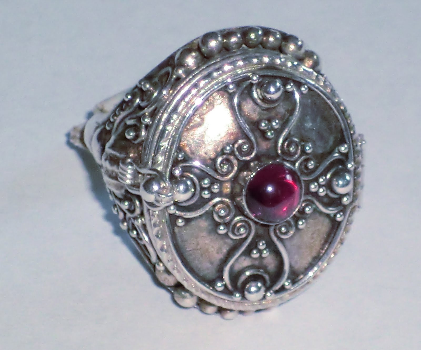 Screwing Up Time: Poison Rings