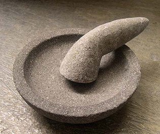 cobek: cobek batu asal malang sangat bagus macam bahan masakan