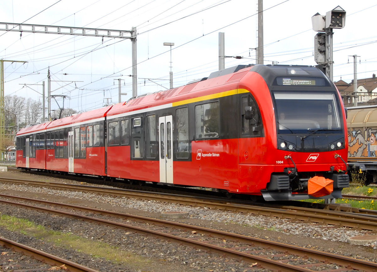 Oeffentliche Verkehrsmittel : Stadler Rail ABe 4-12 "Walzer" 1004