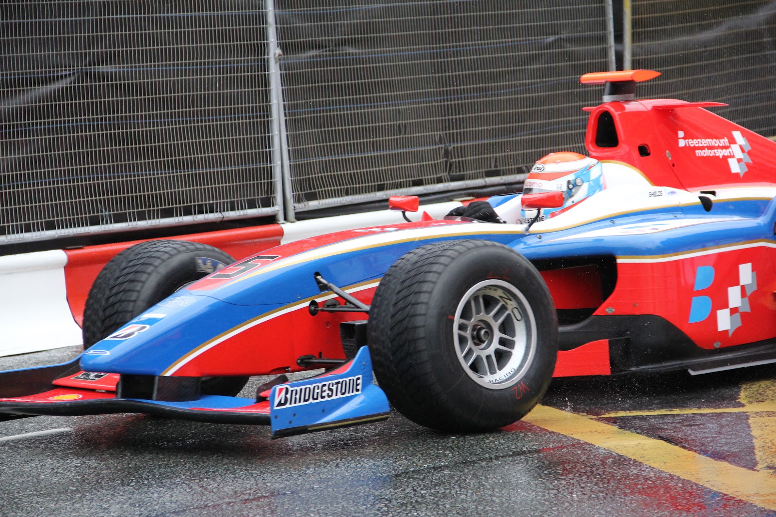 Travelling Diary: Formula 1 demonstration at Dublin, Ireland 0n 3/6/2012