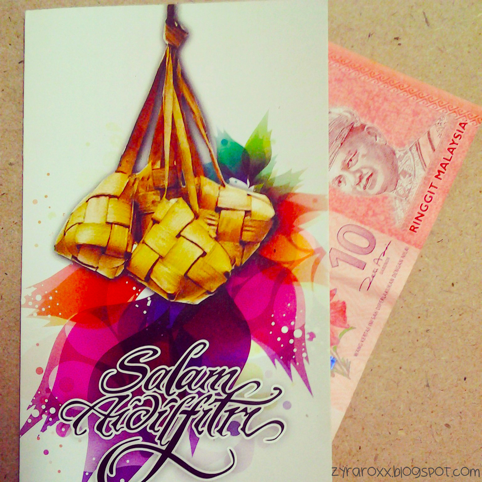 Jenis Kad Raya Yang Menerujakan | Zyraroxx