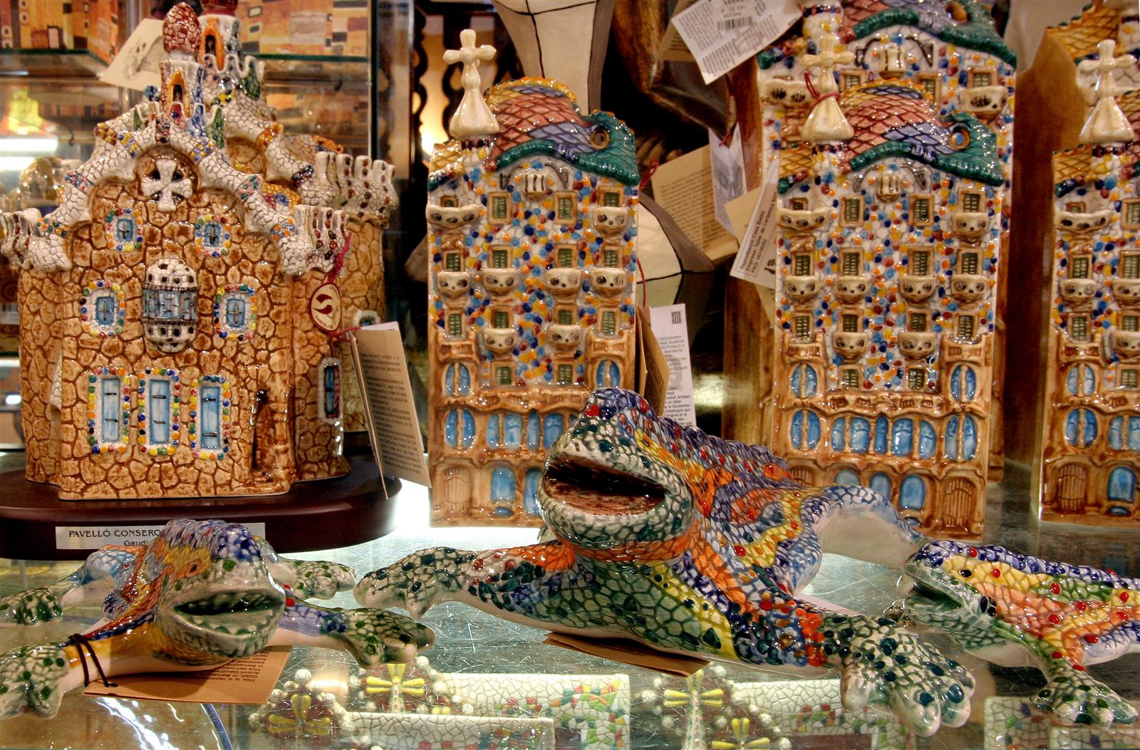 PATUVAME SONUVAME: SUVENIRI OD BARCELONA