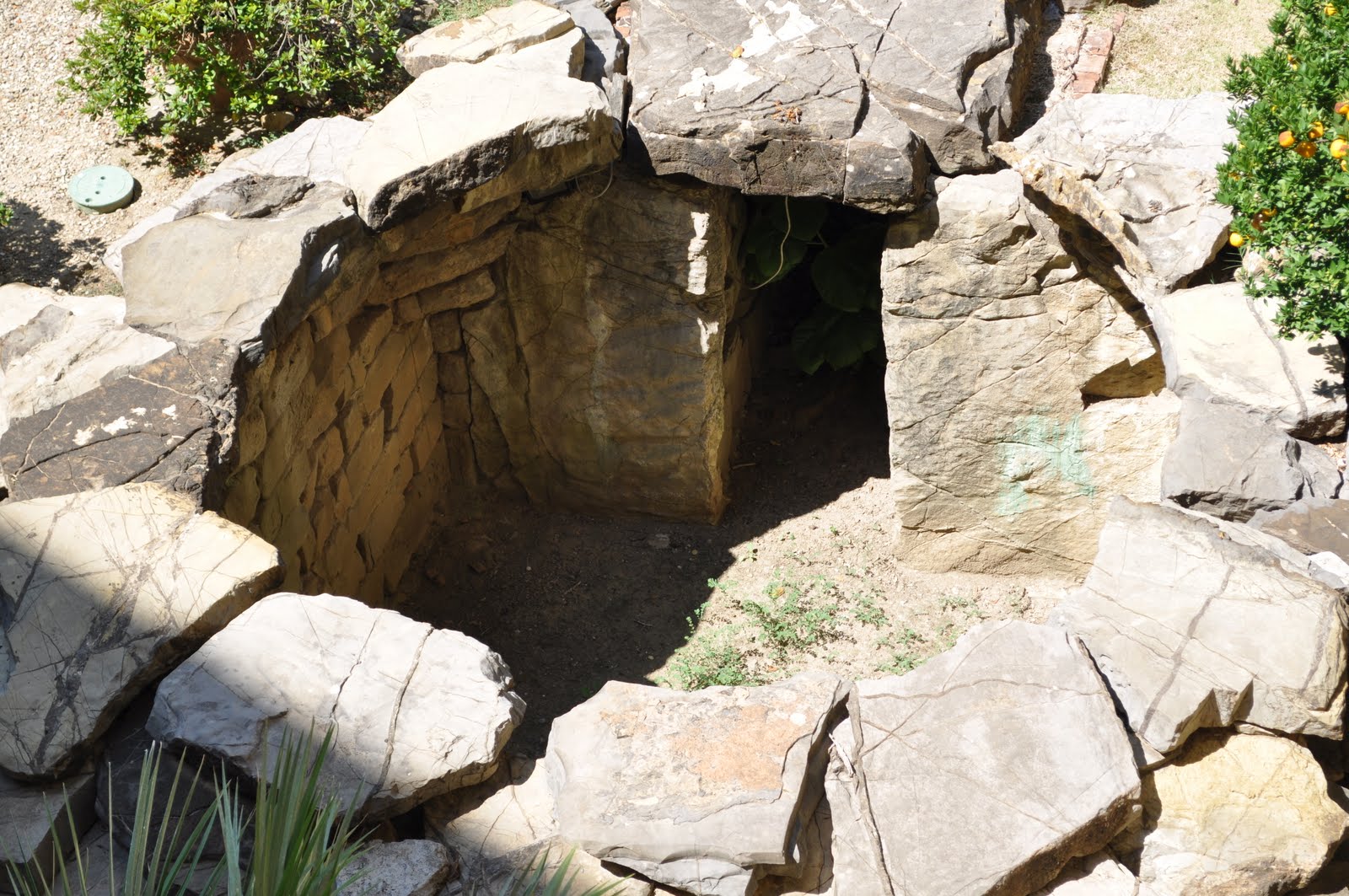 Meditative Moments ...: Prayer for today ... open tombs, mysterious ...