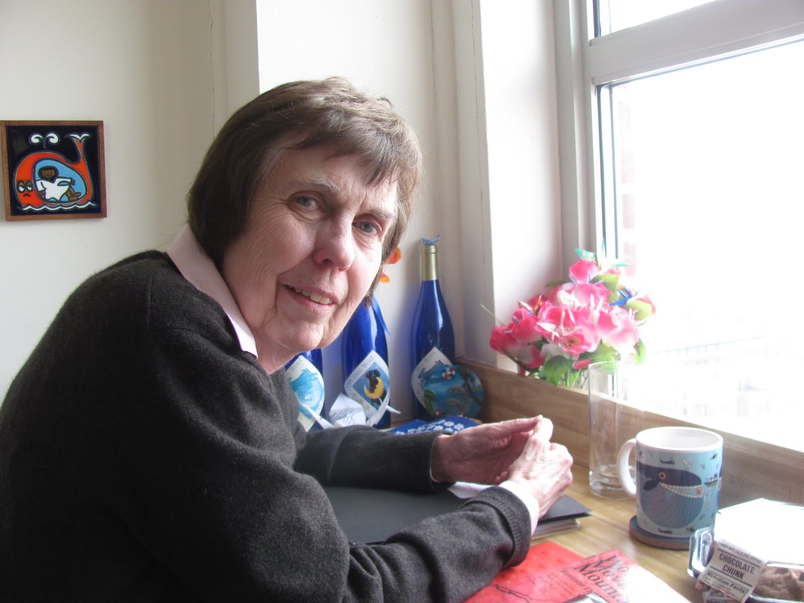 Martha y Maria: Women's Lives, Women's Rights: Phyllis and the Whales