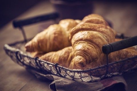 Madedonn's Culinary: HISTORY OF CROISSANT