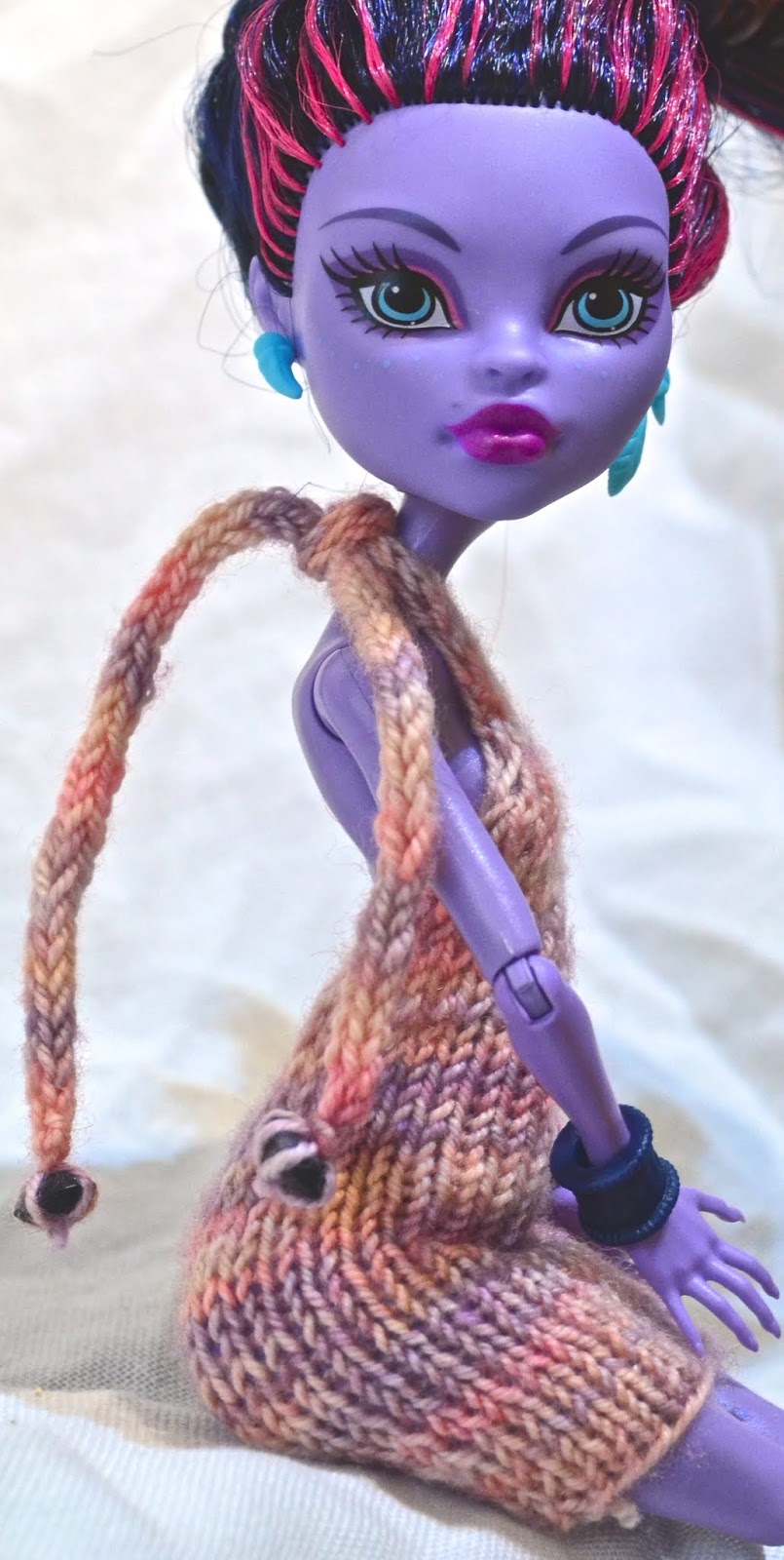 Knitting Novice: Monster High Knitted I-Cord Dress Pattern - Sneak Peek ...