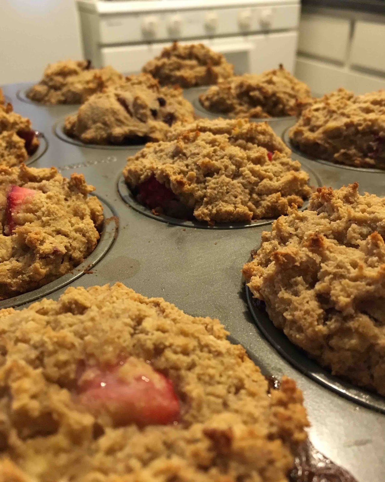 That's My Secret - I'm Always Tired: Banana Berry Oat Muffins (Gluten Free)