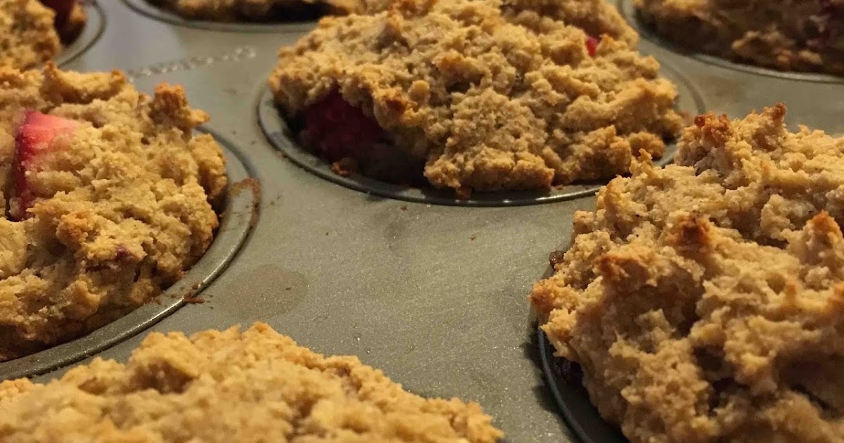 That's My Secret - I'm Always Tired: Banana Berry Oat Muffins (Gluten Free)