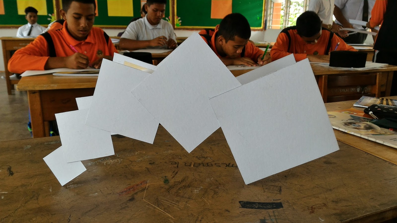 SPM seni visual arca pergerakan 1 - Cipta Kerja Seni