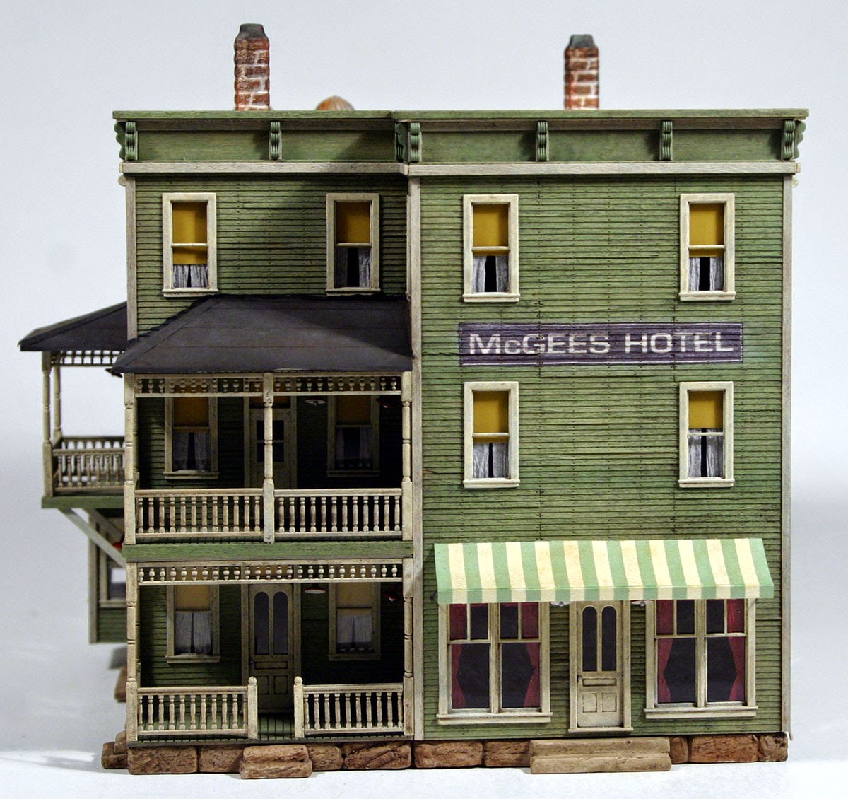 Vilius's scale modeling endeavors: Building McGee's Hotel by Micro ...