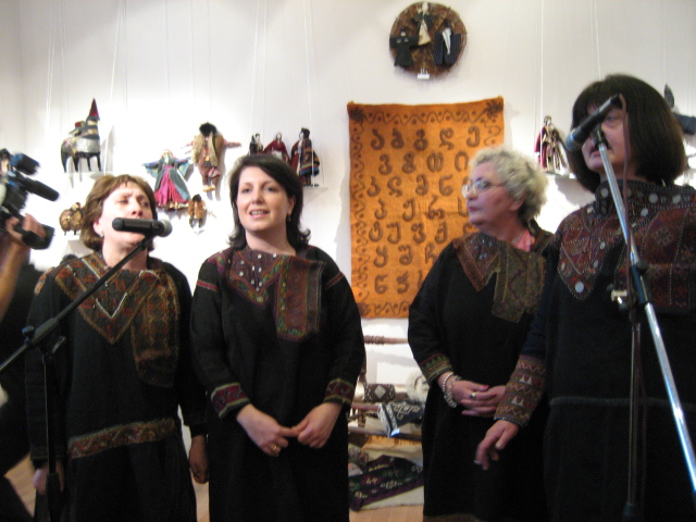 Living Rootless: Tbilisi: Dolled Up