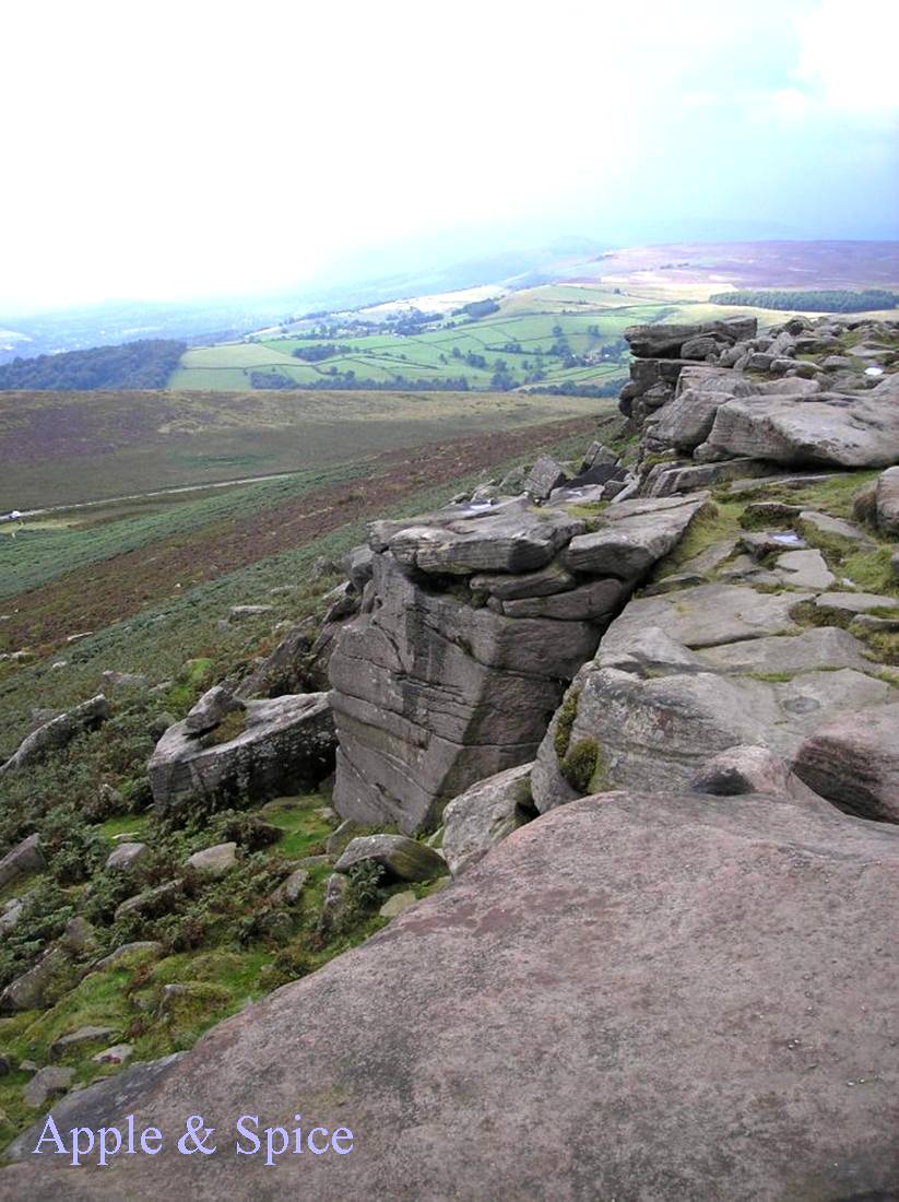 Apple & Spice: Stanage Edge – Peak District