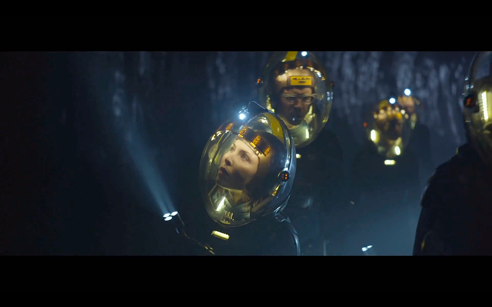 Movie Buff's Reviews: AESTHETICALLY WORKING HELMETS IN “PROMETHEUS”