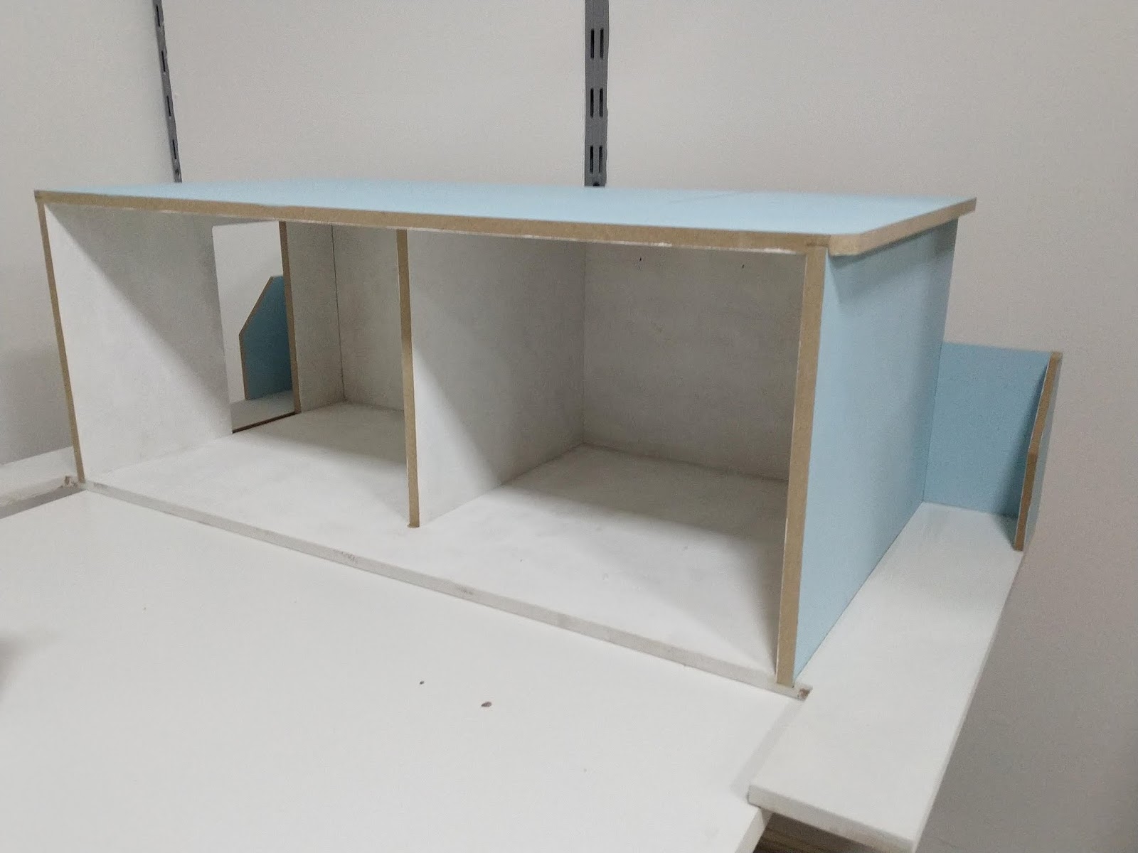 My Miniature World: A New Project - The Traditional Dolls House