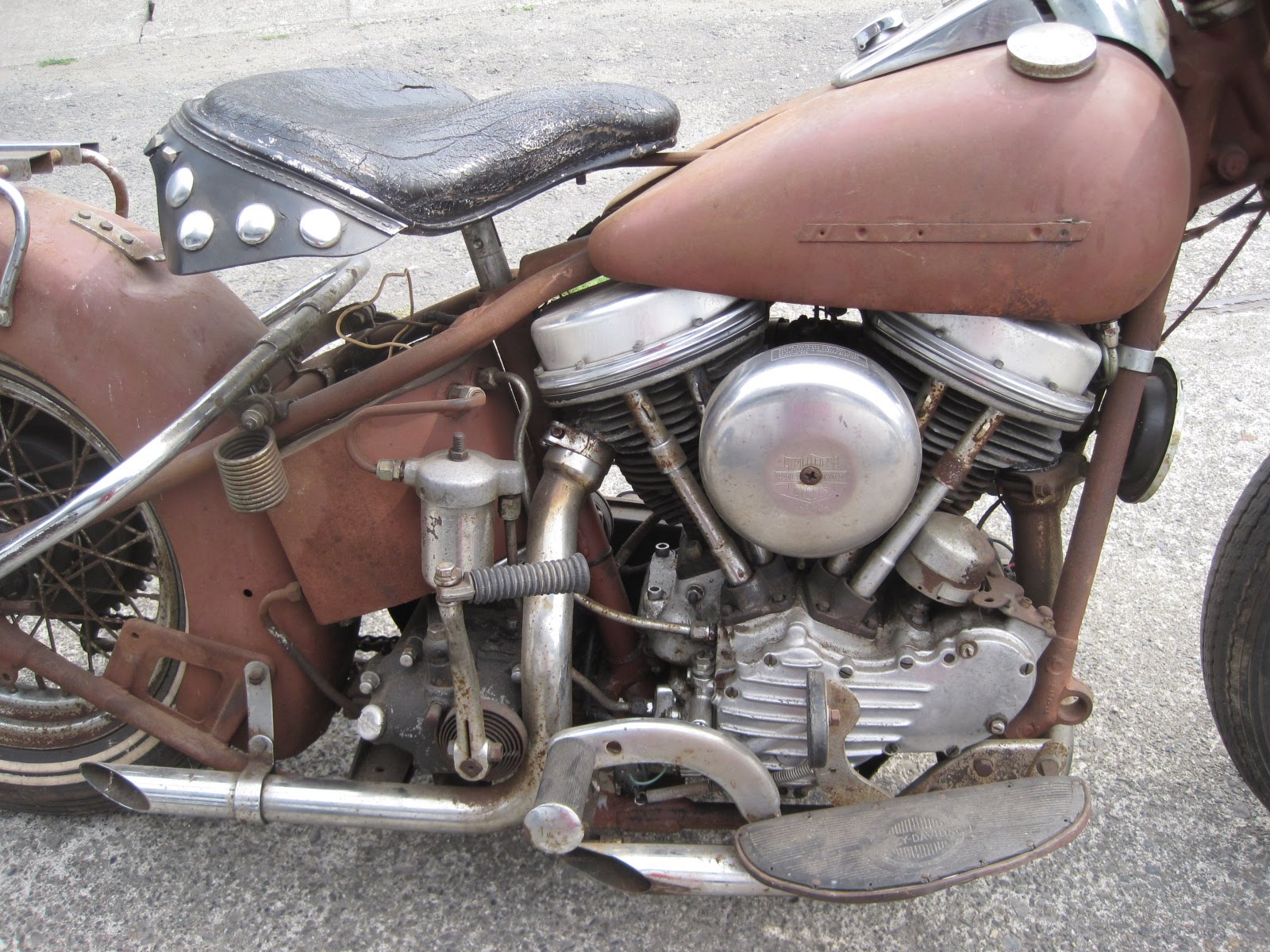 M-STYLE MOTORWORKS: 51 panhead
