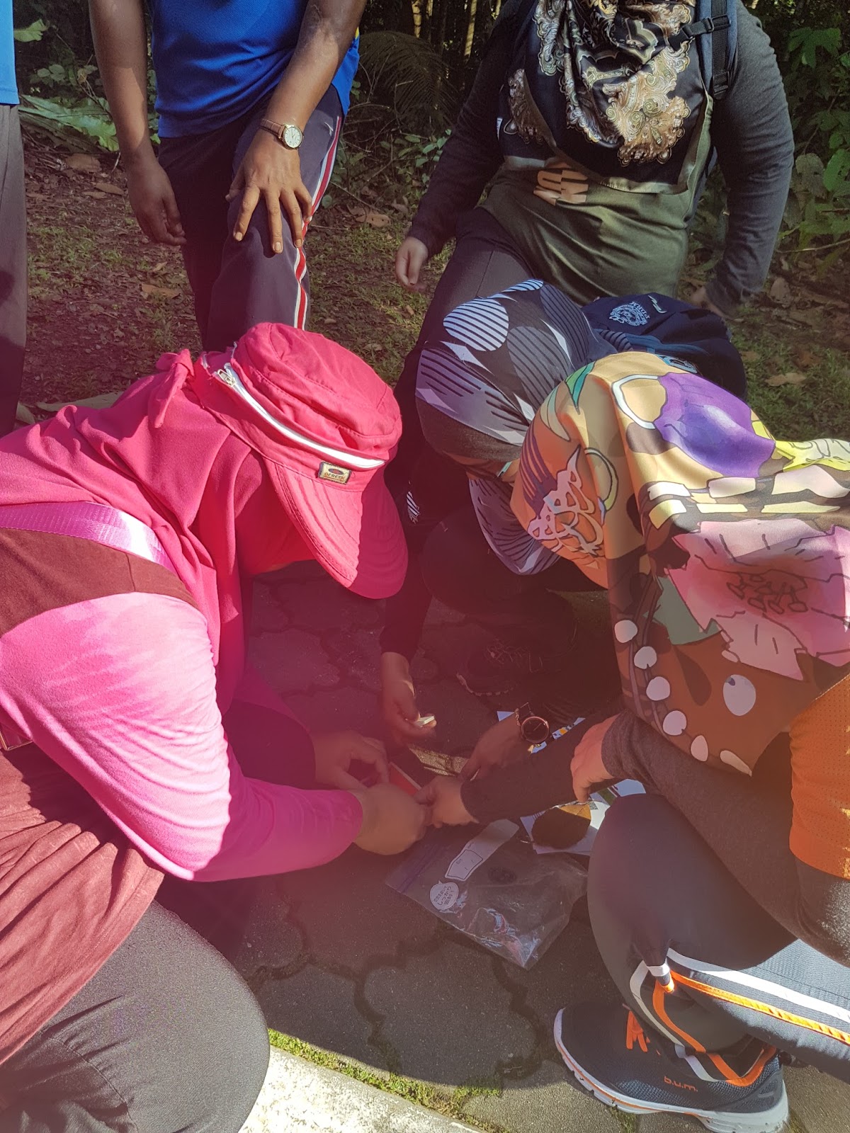 LADAP Guru: Treasure Hunt Di FRIM - GURU KAUNSELING NURHAIZA CHE MAT