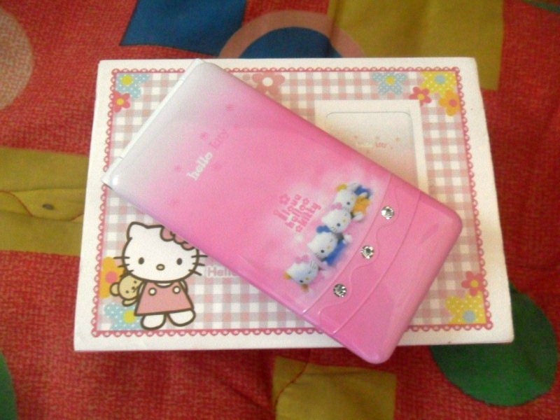 Cute Hello Kitty Flip Phone | mayfeille ♥ (｡ ‿ ｡) ♥