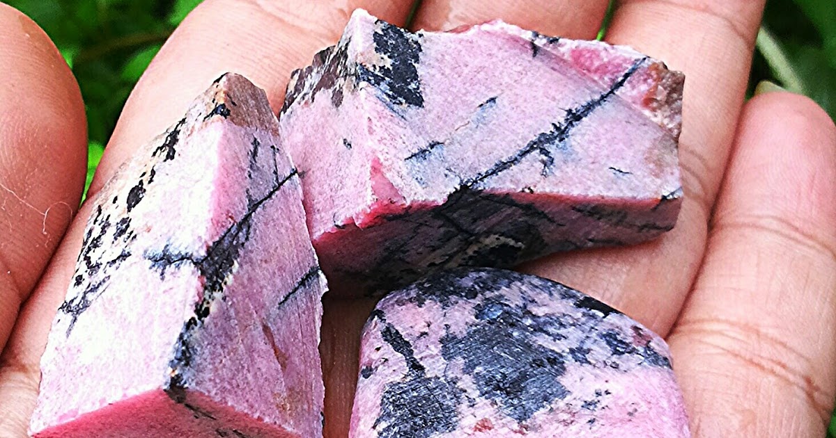 JUAL BATU MENTAH MERAH BORNEO | BENDA PUSAKA KALIMANTAN