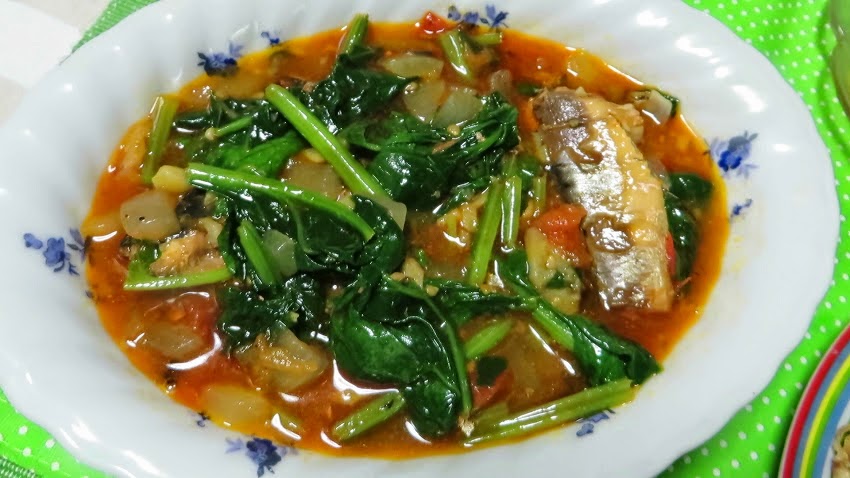 "Nette Cooking": "Sardines with Spinach"