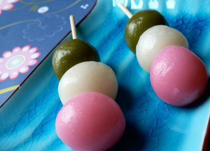 Japanese Food: Japanese Desserts - Dango