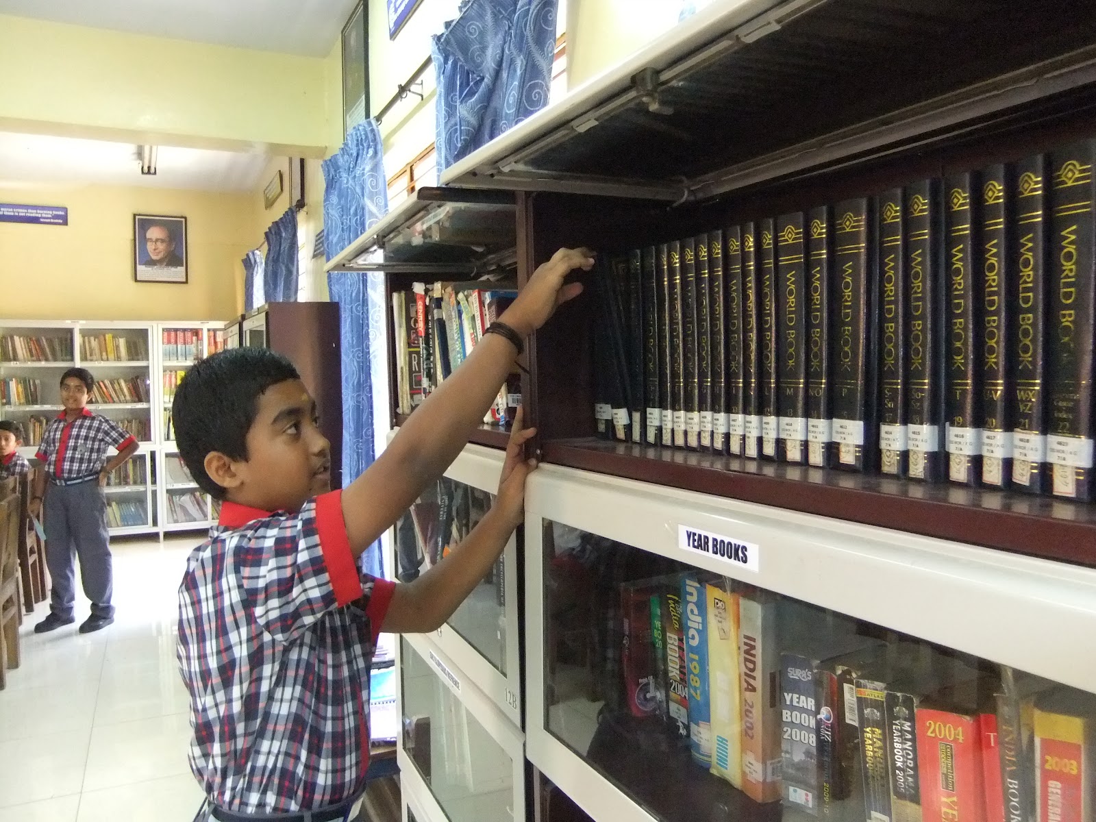 Library Photos - Library - Kendriya Vidyalaya Kanjikode - Books are ...