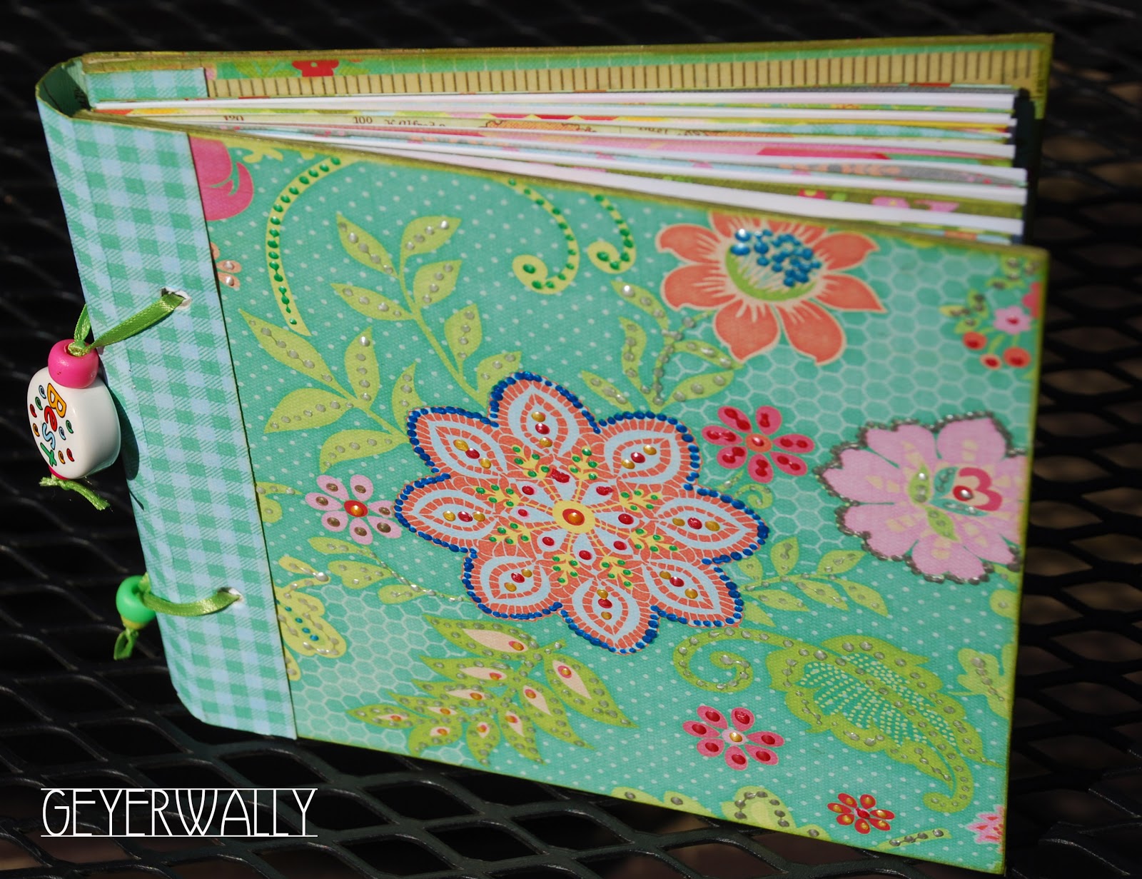 Match, Light & Paper: geyerwally