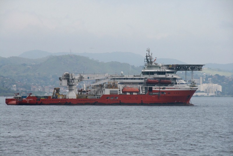 NAVIOS AHTS E PSV DO PORTO DE MACAE-RJ-BRASIL (IMBETIBA) E (FUTURO ...