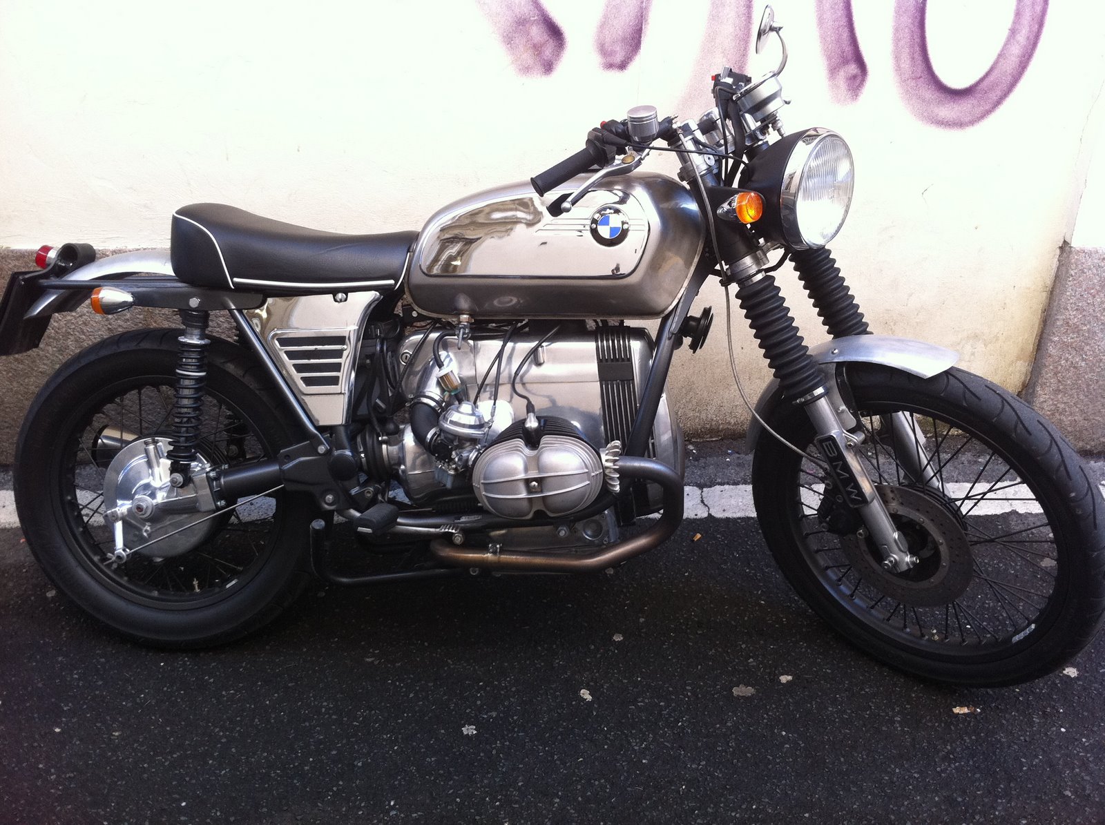 Bmw J.M. - RocketGarage - Cafe Racer Magazine