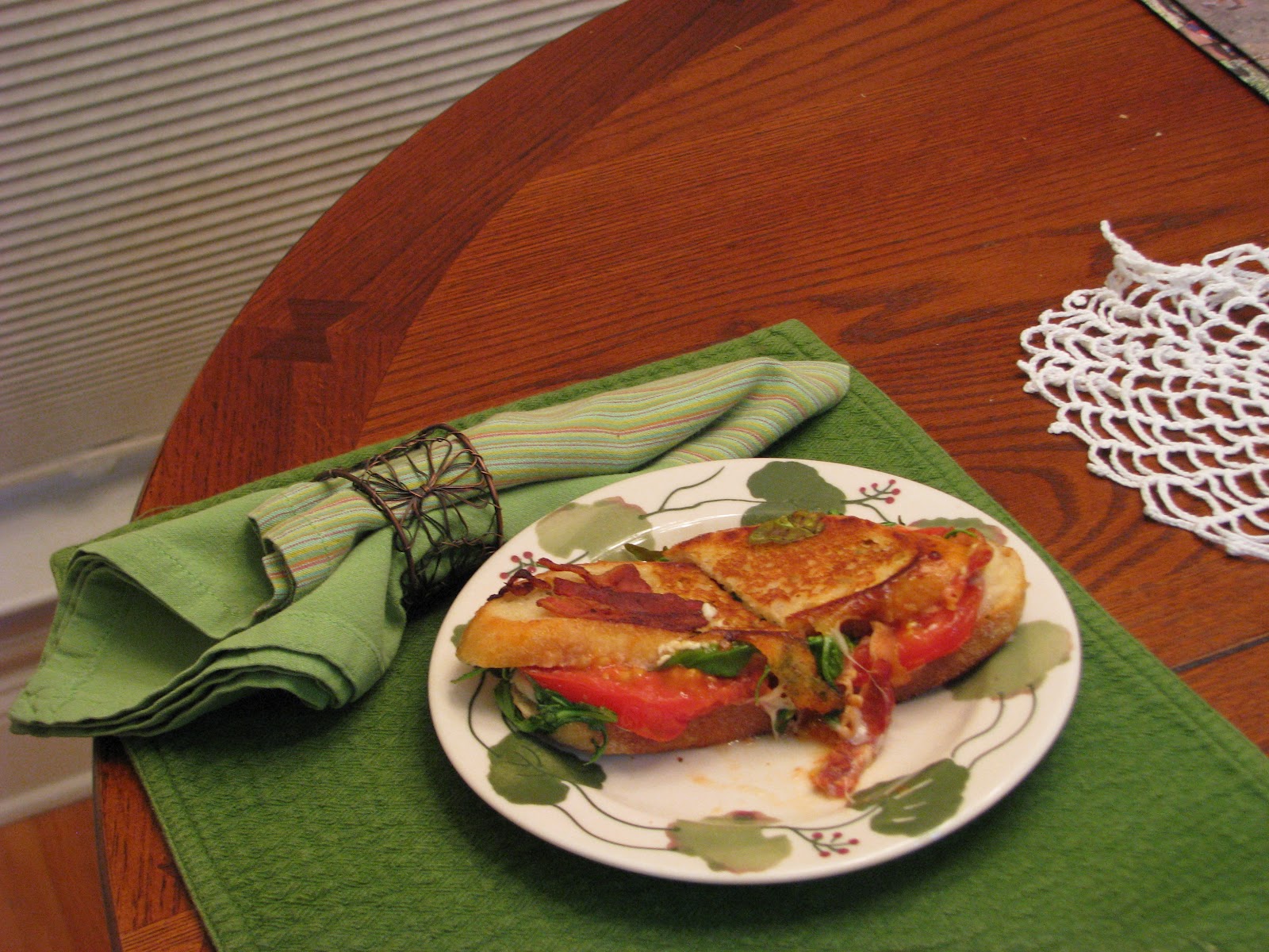 TheFultonGirls: Grilled Cheese BLT (or BAT)