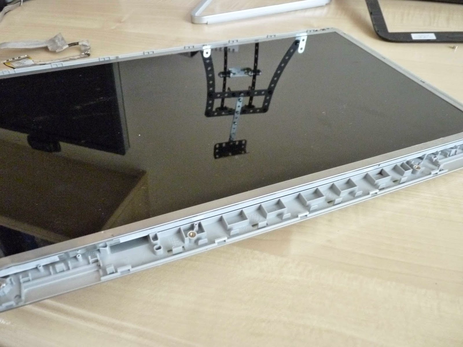 Turning a laptop screen into an external monitor.