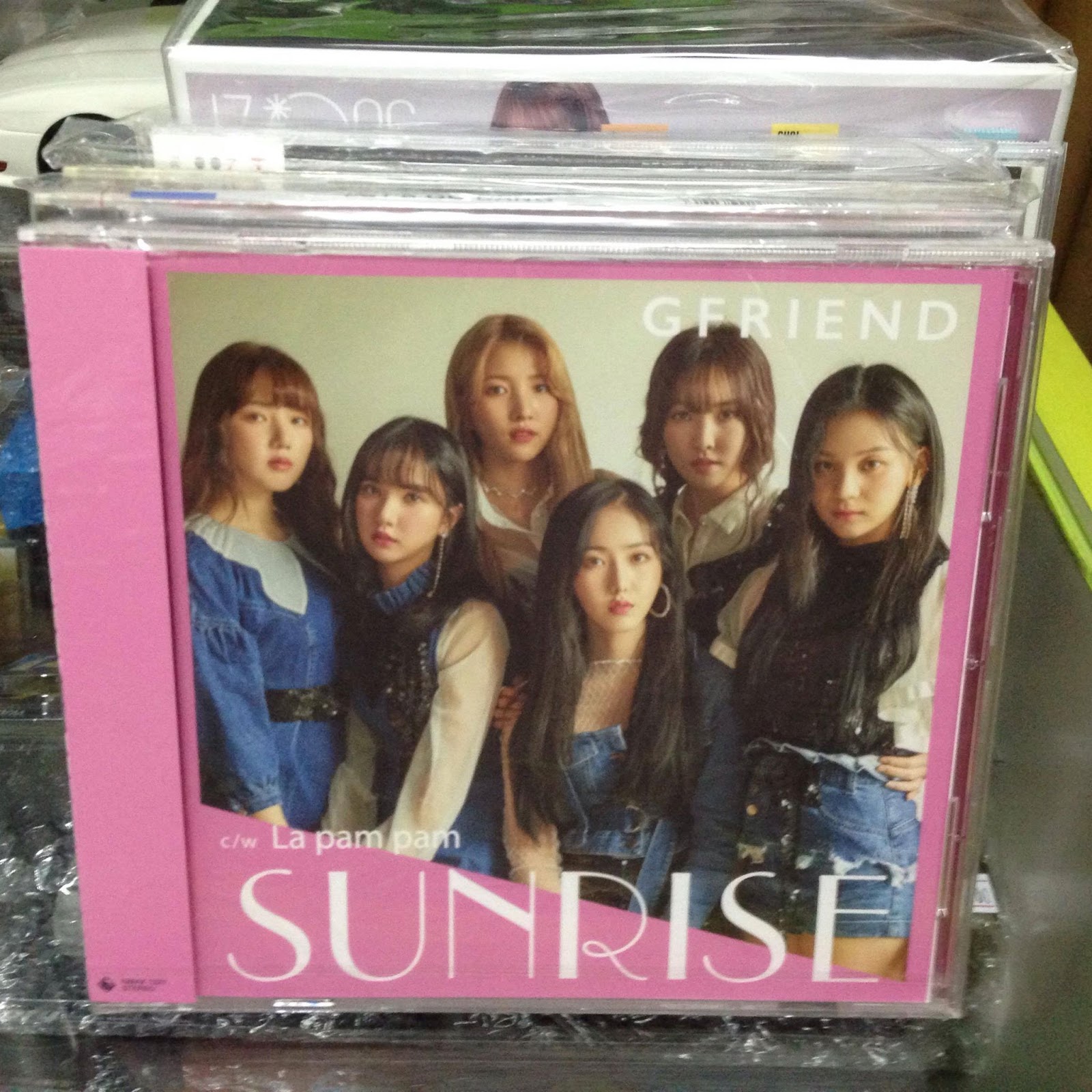 SKY ZONE: GFRIEND K-POP MUSIC CD & Official Goods