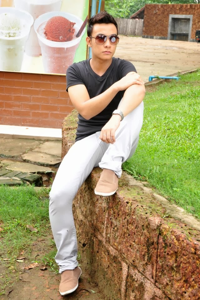 M y a n m a r H u n k s: Sai Lu We