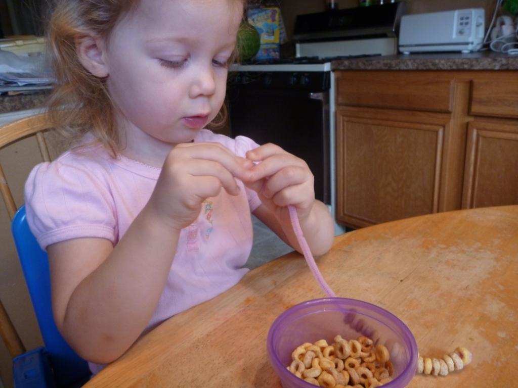 Savor The Days: Cheerios Bracelet