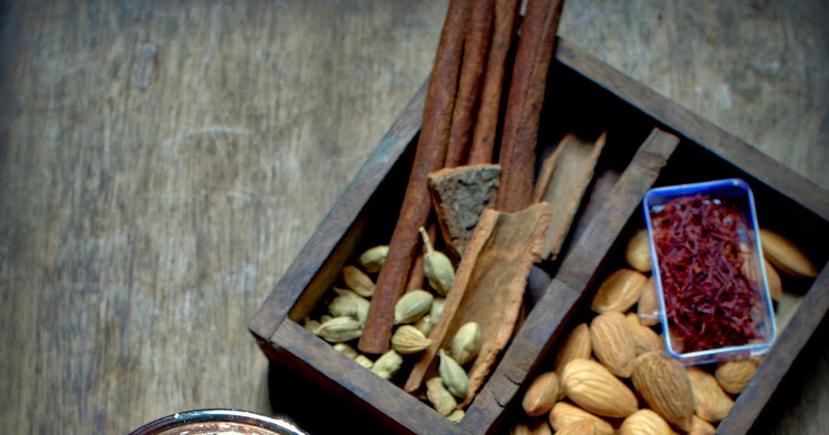 kahva or qahva : a nice warming Kashmiri tea infused with cinnamon ...