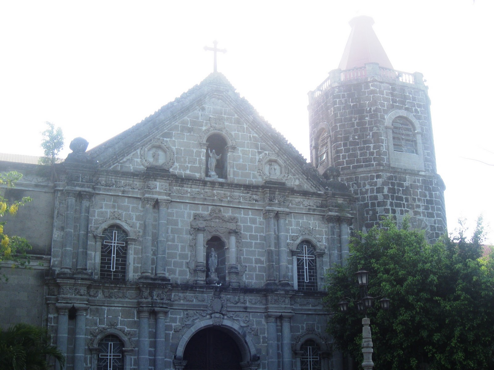 Ben Goes Where: Visita Iglesia in Bulacan