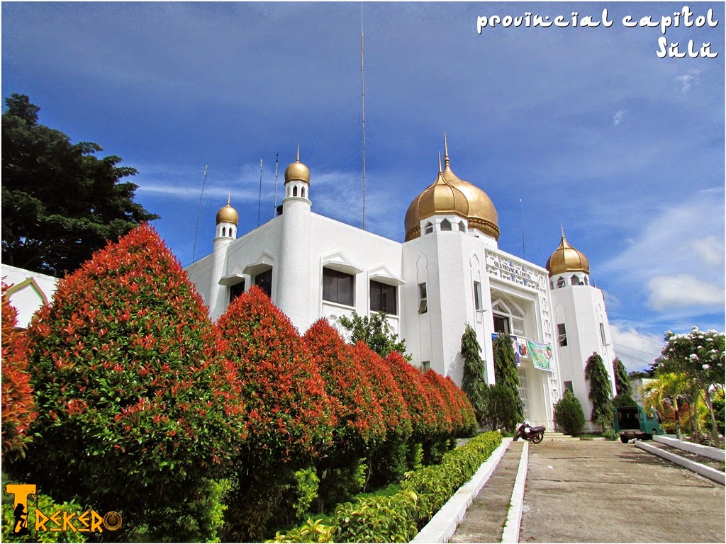 TREKERO: SULU PROVINCIAL CAPITOL: A Magnificent Islamic Architecture