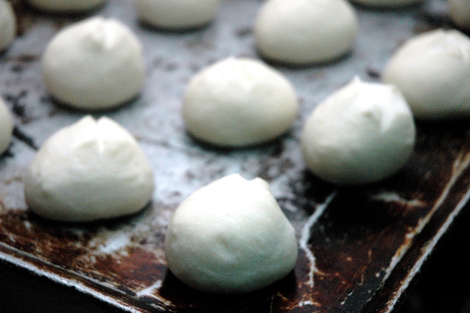 DUDE FOR FOOD: Rediscovering the Local Bread Culture: Philippine Breads ...