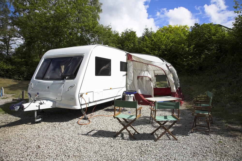 Aussie's Hub: Why Should You Consider Purchasing Fifth Wheeler Caravan?