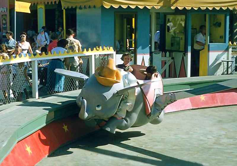 inkandpaintclub-peraza: DUMBO Flying High Again!