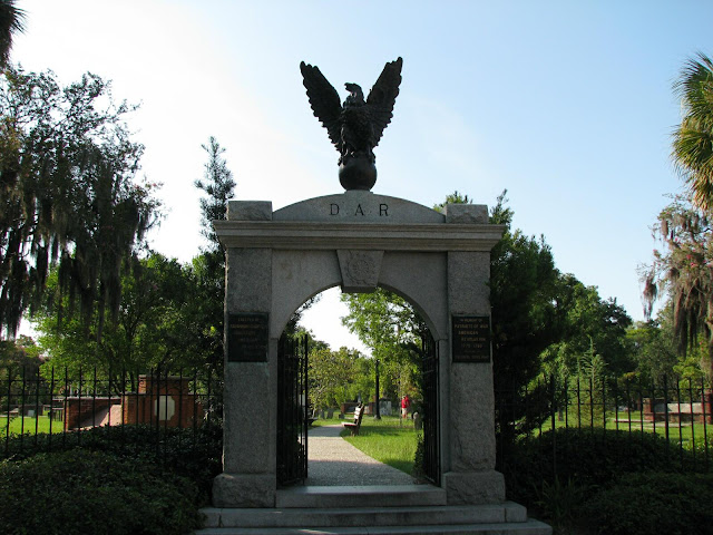 Savannah Georgia Photos: Entrance to Colonial Park Cemetery