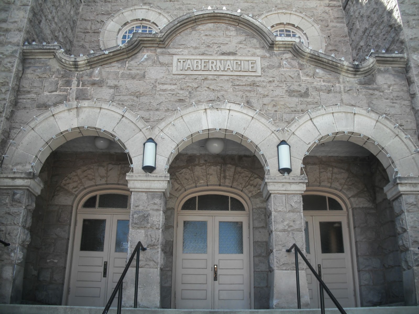 Historic LDS Architecture: Rexburg Tabernacle: Entrance Detail