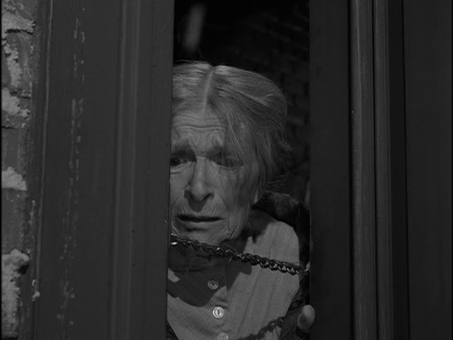 The Twilight Zone Vortex: "Nothing in the Dark"