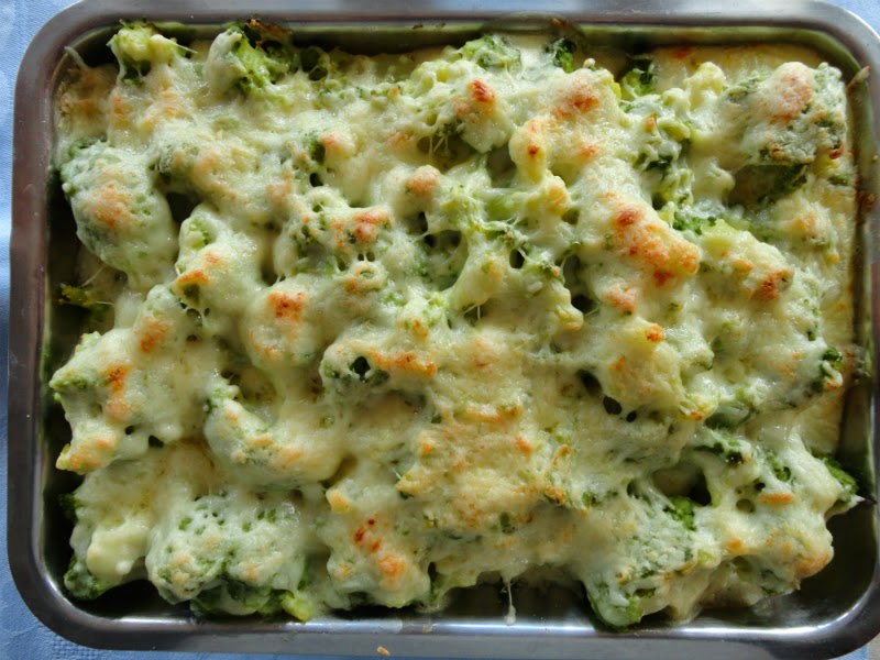 Passa'm la Recepta: BRÒQUIL AMB BEIXAMEL