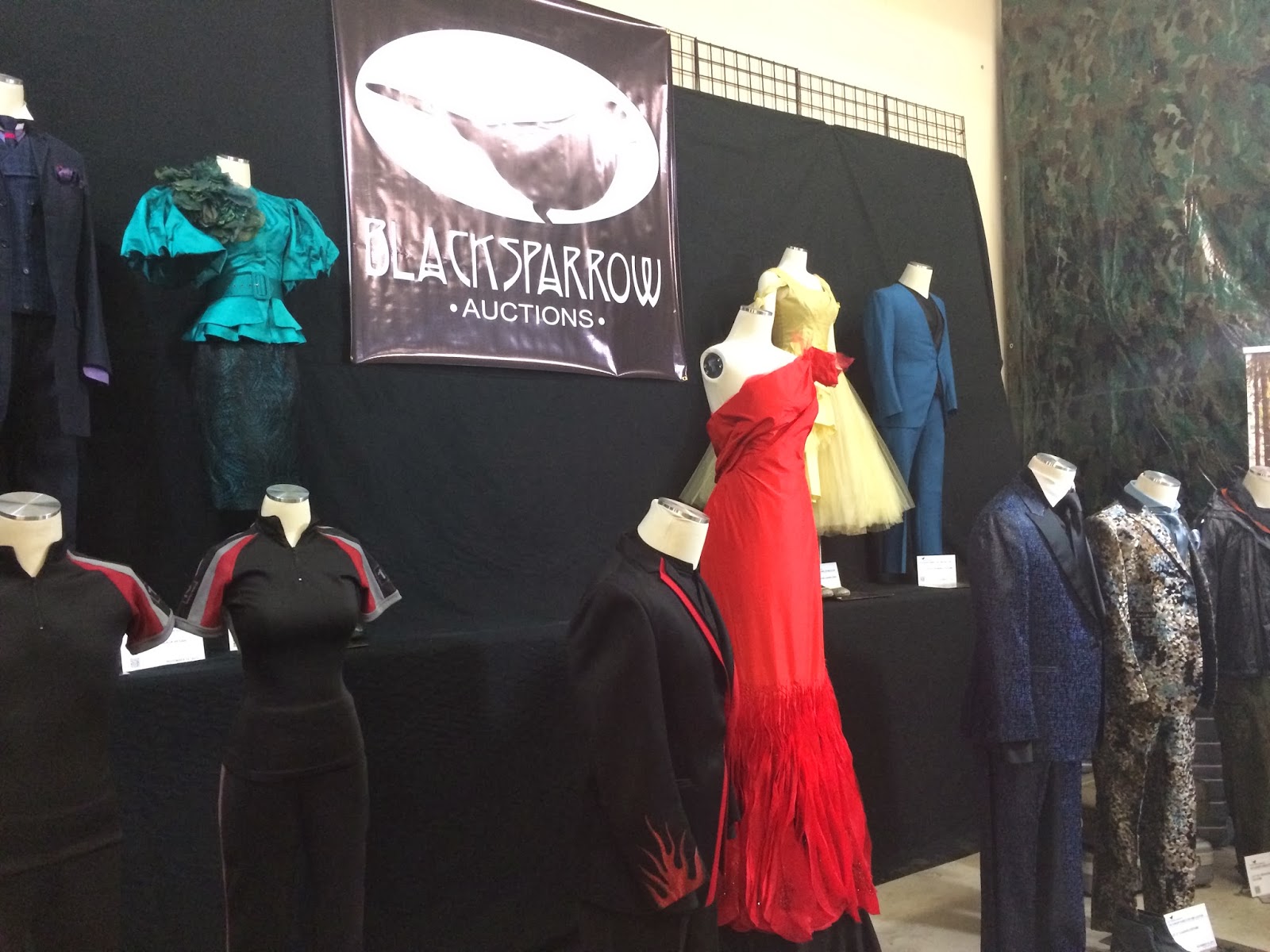 Welcome to District 12: LAST CALL FOR HUNGER GAMES AUCTION!!